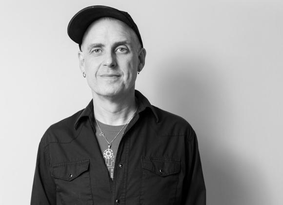 Kebabspinnen en dikke darmen: de dichterlijke vrijheid van Sleaford ...